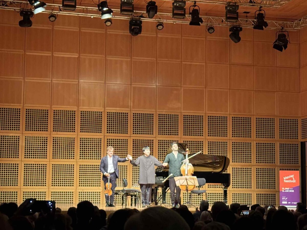 Foto 2 Mao and friends-Düsseldorf - Klassik begeistert