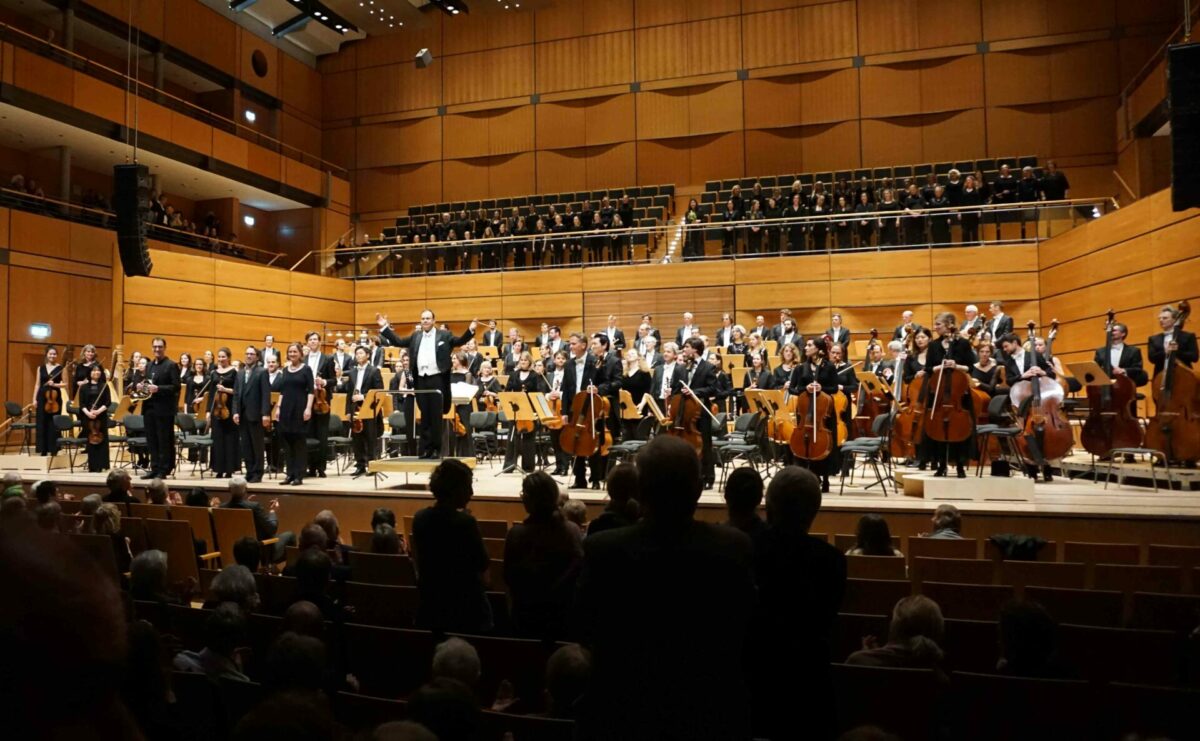 Gustav Mahler: Symphonie Nr. 3 d-Moll Musik- und Kongresshalle Lübeck ...