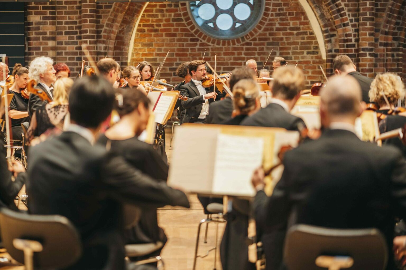 Einheitsfeier, Daniel Geiss, Dirigent Dietmar Hiller, Orgel ...