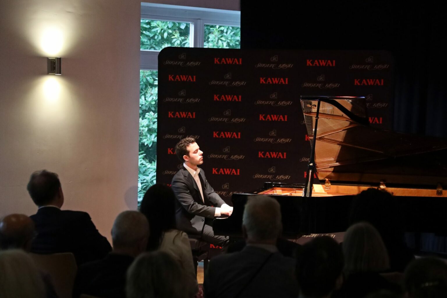 Kawai-Konzertserie 2024, Stefan Bonev, Klavier Alfred Schnittke ...