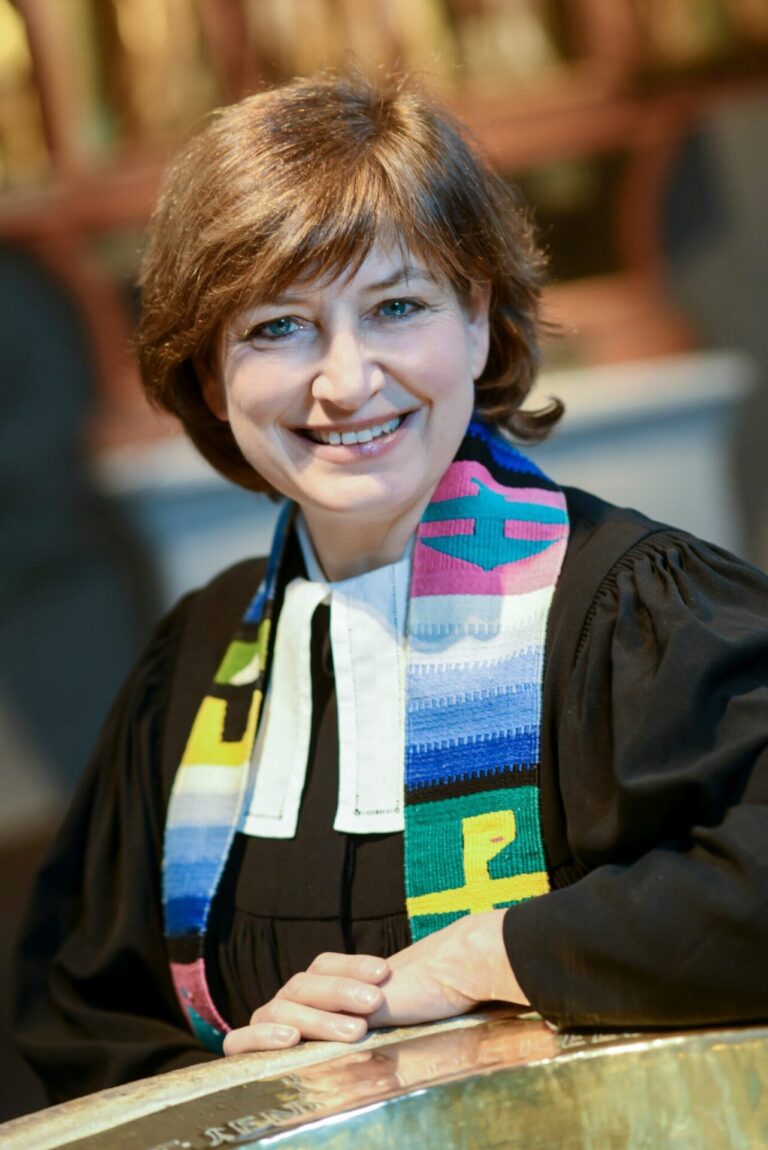 Interview: Pastorin Susanne Zingel/Kirchenmusiker Alexander Ivanov ...